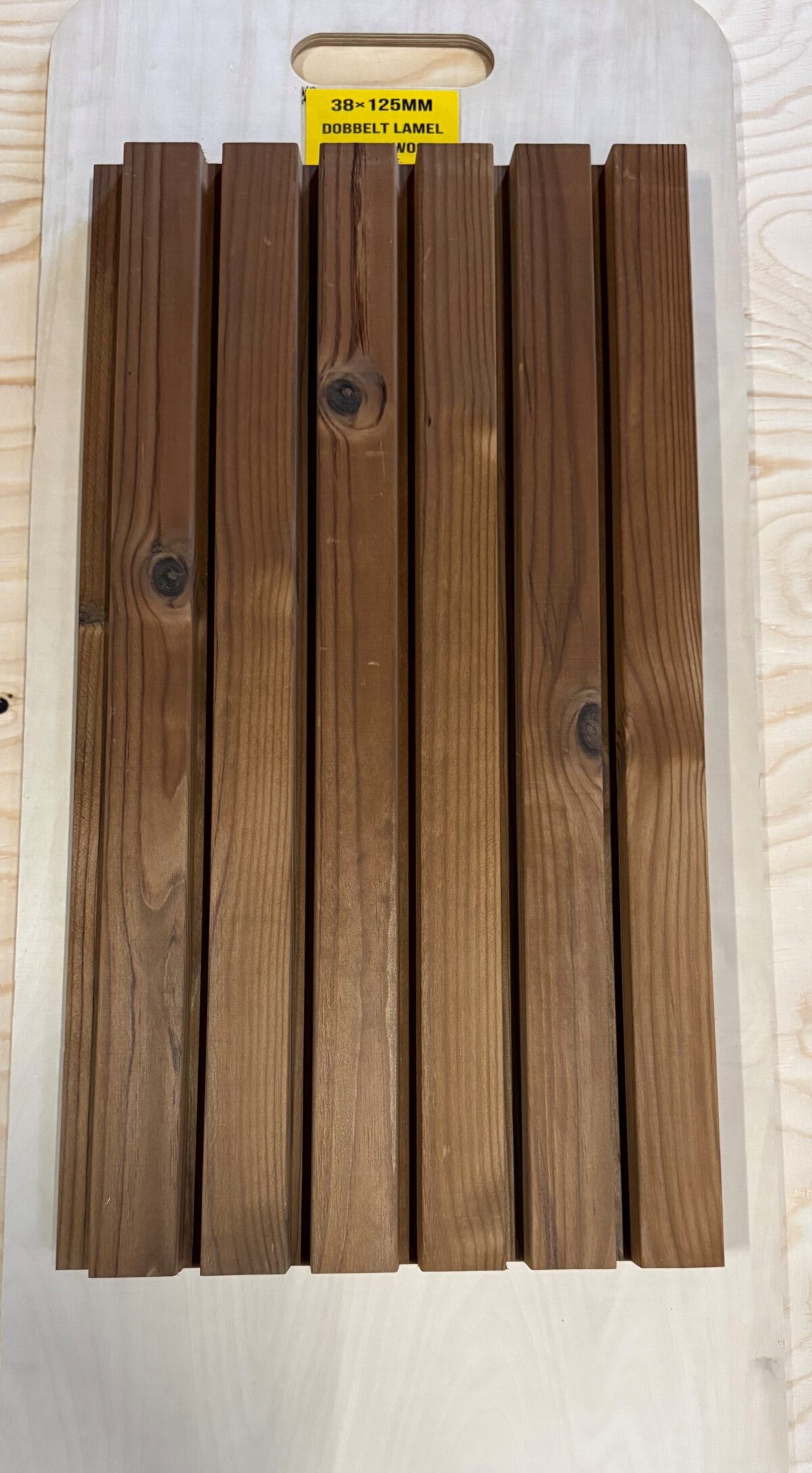 Profil 6255 Dobbeltlamel - Frøslev Embla® ThermoWood fyr
